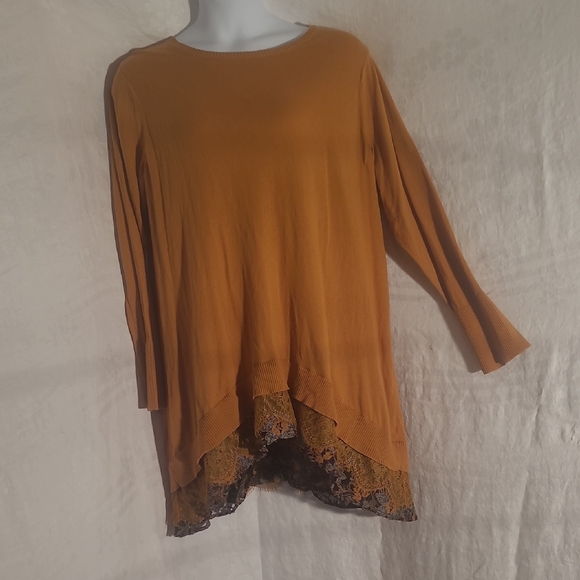 LOGO by Lori Goldstein | Tops | Logo By Lori Goldstein Amber Lace Hem ...